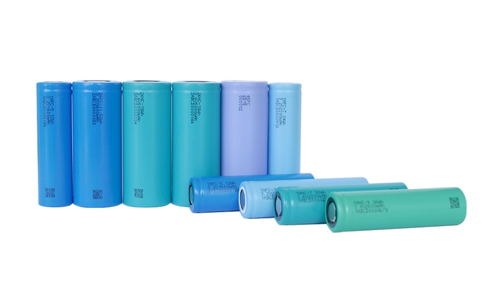 Goldencell Long life Lithium battery
